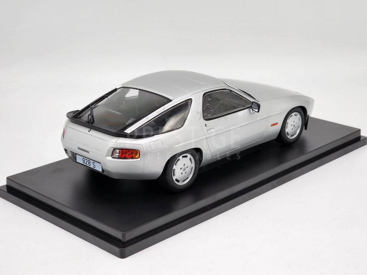 MCG 1980 Porsche 928S V8 Coupe Metallic Silver 1:18 Scale Model Car ...
