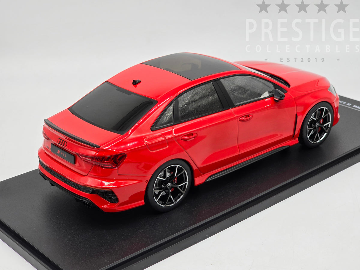 IXO 2022 Audi RS3 8Y Sedan Limousine Gloss Red IXOSPMW-18003 1:18 - Ne ...