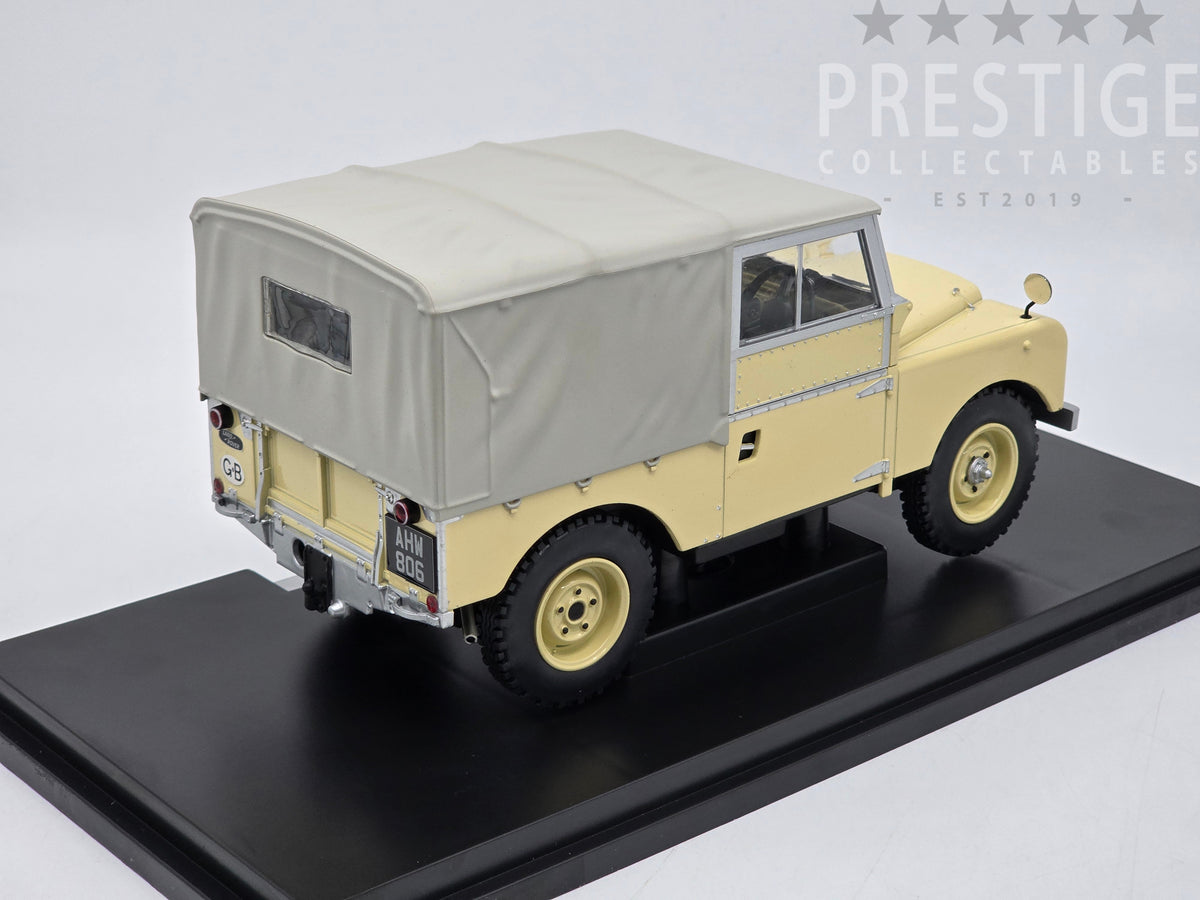 MCG 1957 Land Rover Series 1 88 Softop SWB RHD Cream / Grey 1:18 - New ...