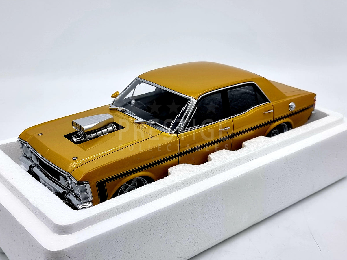 AUTOart Ford XW Falcon Street Machine Hellion Gold Rush 1:18 Scale - N ...