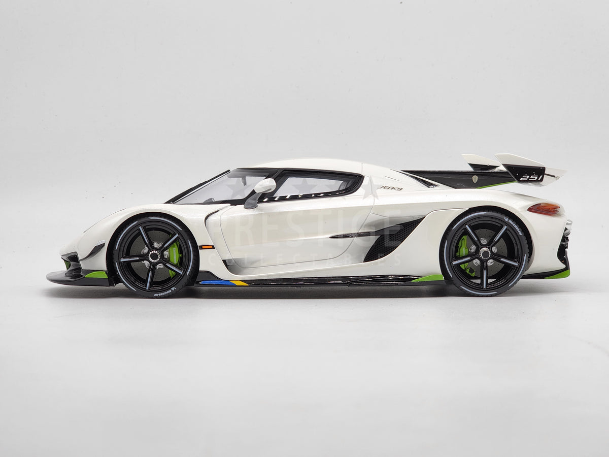 GT Spirit 2021 Koenigsegg Jesko Pearl White GT389 1:18 Scale - New ...